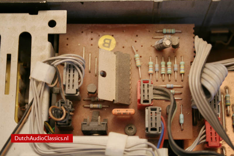 Philips CD104 - DutchAudioClassics.nl