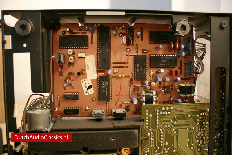 Philips CD104 - DutchAudioClassics.nl