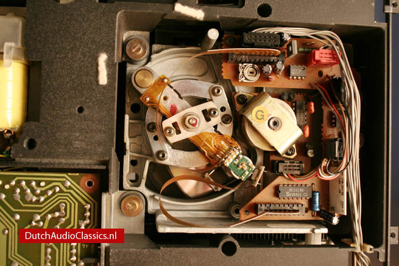 Philips CD104 - DutchAudioClassics.nl