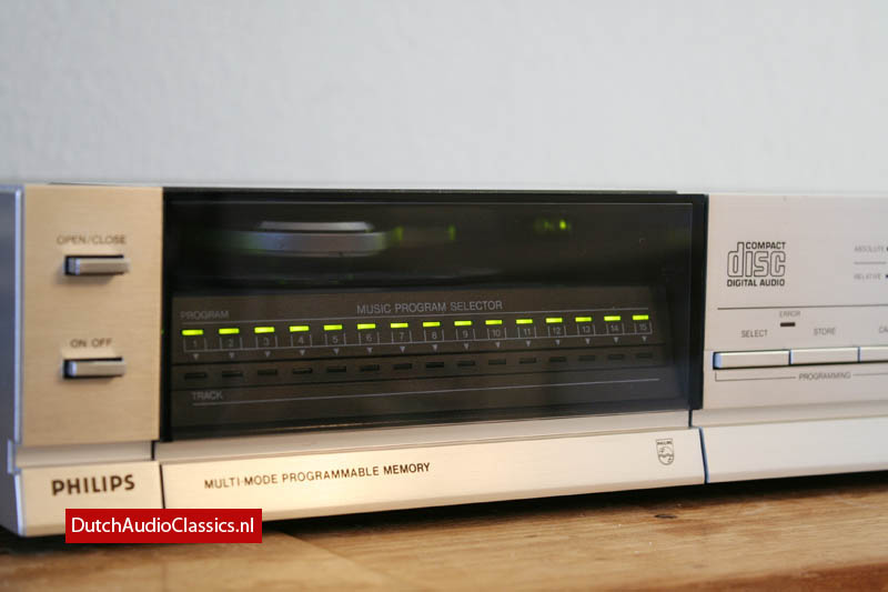 Philips CD303 - DutchAudioClassics.nl