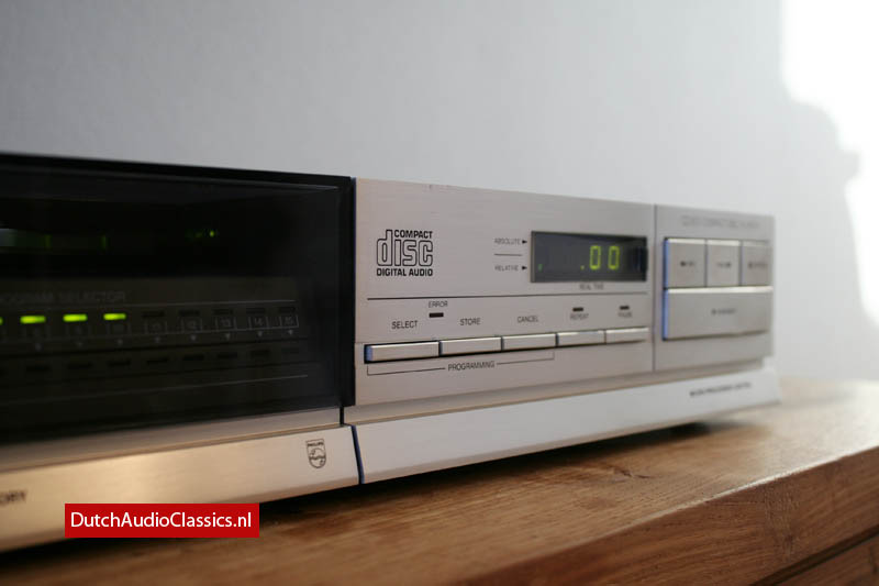 Philips CD303 - DutchAudioClassics.nl