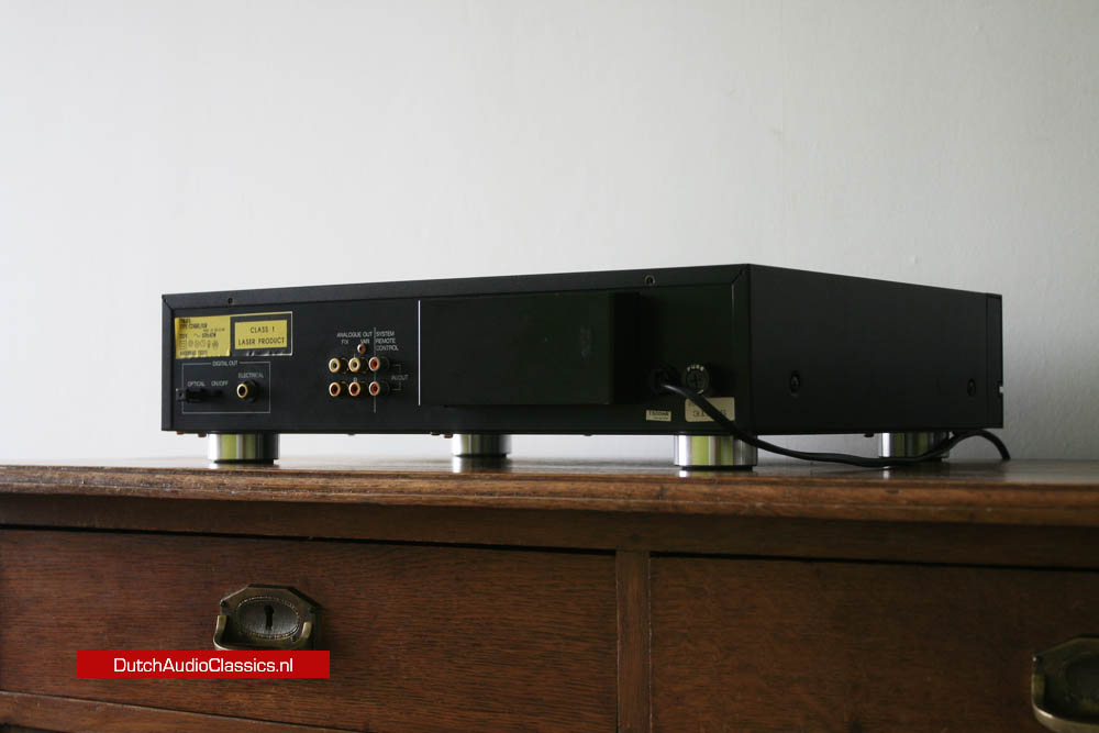 Philips CD880 - DutchAudioClassics.nl