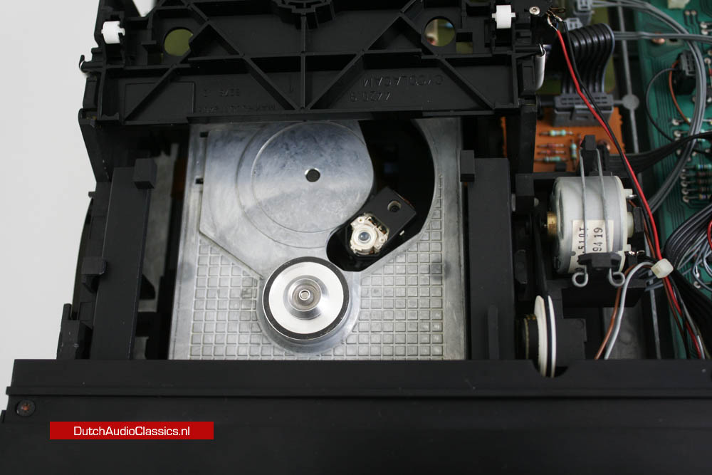 Philips CD880 - DutchAudioClassics.nl