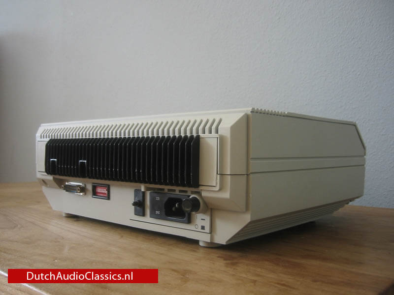 Philips CM100 cdrom player - DutchAudioClassics.nl