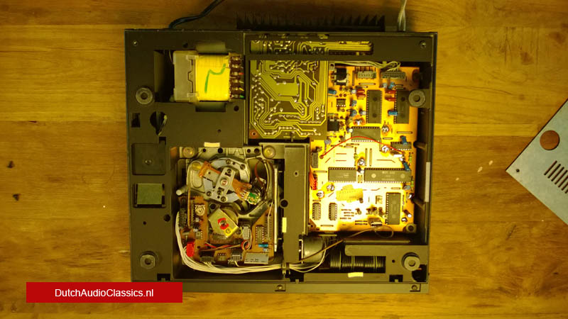 Philips CD104 - DutchAudioClassics.nl