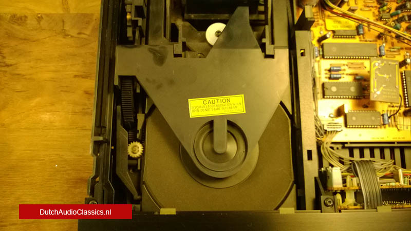 Philips CD650 - DutchAudioClassics.nl