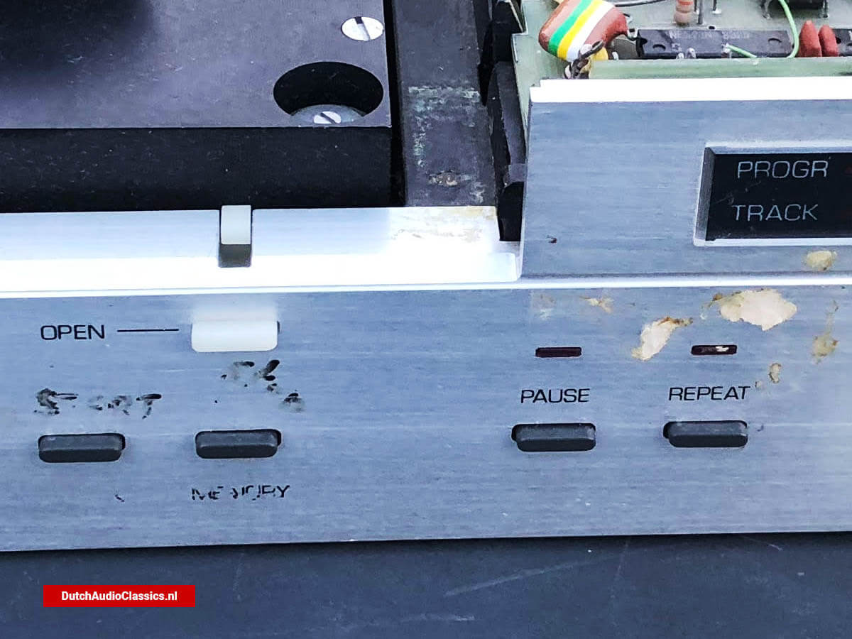 Philips test unit to establish the Compact Disc format ...