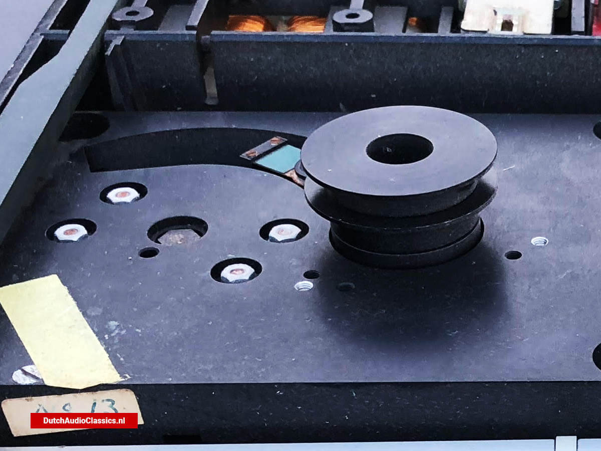 Philips test unit to establish the Compact Disc format ...