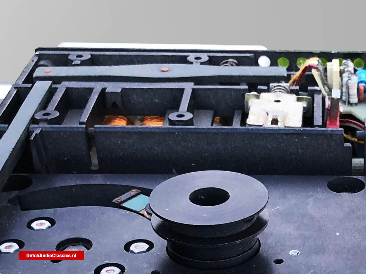 Philips test unit to establish the Compact Disc format ...