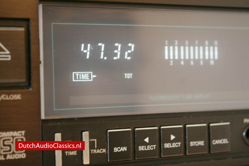 Philips CD304 mkII - DutchAudioClassics.nl