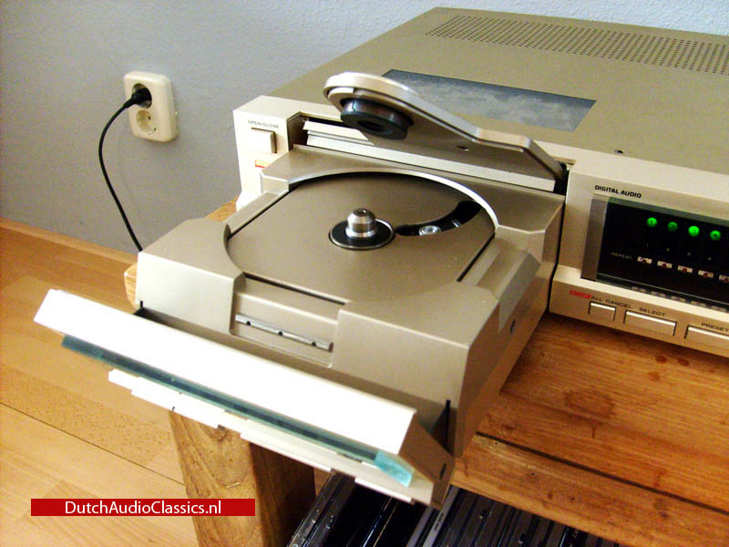 Marantz CD73 - DutchAudioClassics.nl