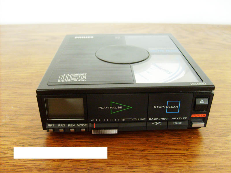Philips CD10 portable cdplayer - DutchAudioClassics.nl