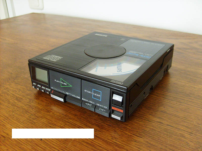 Philips CD10 portable cdplayer - DutchAudioClassics.nl