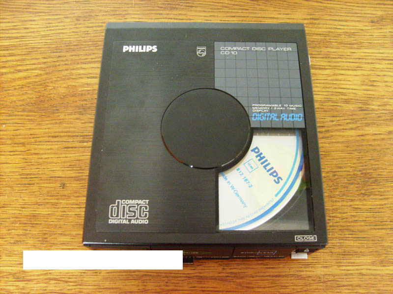 Philips CD10 portable cdplayer - DutchAudioClassics.nl