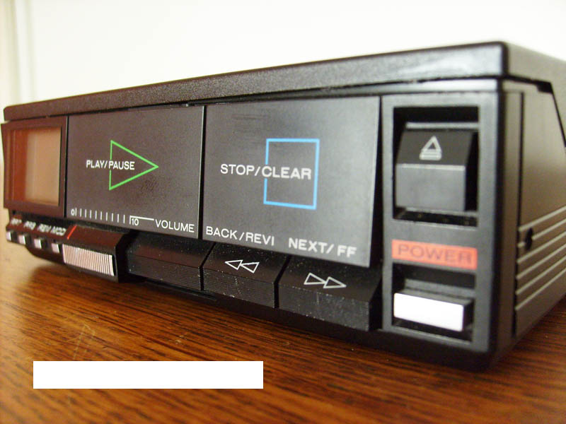 Philips CD10 portable cdplayer - DutchAudioClassics.nl