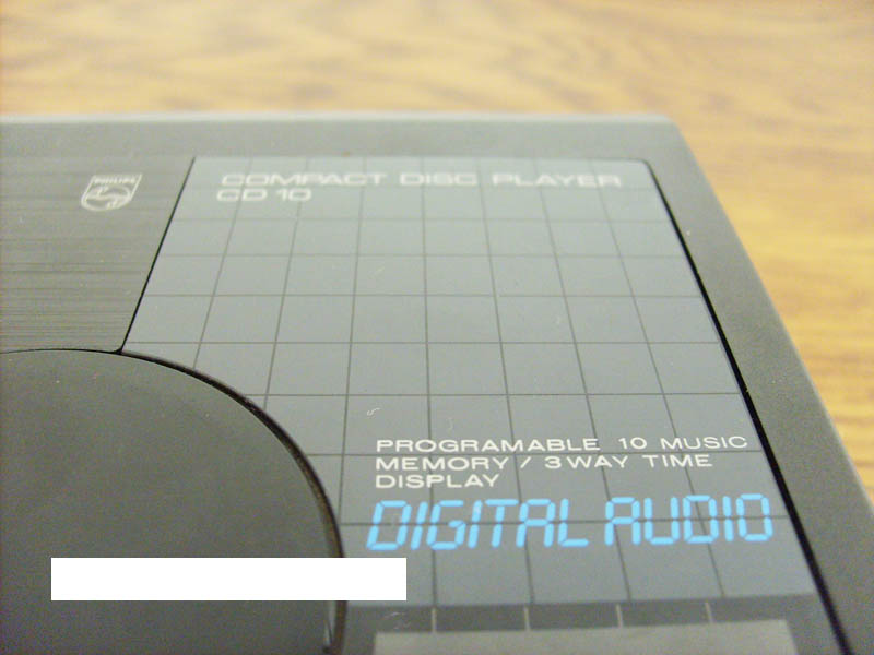 Philips CD10 portable cdplayer - DutchAudioClassics.nl