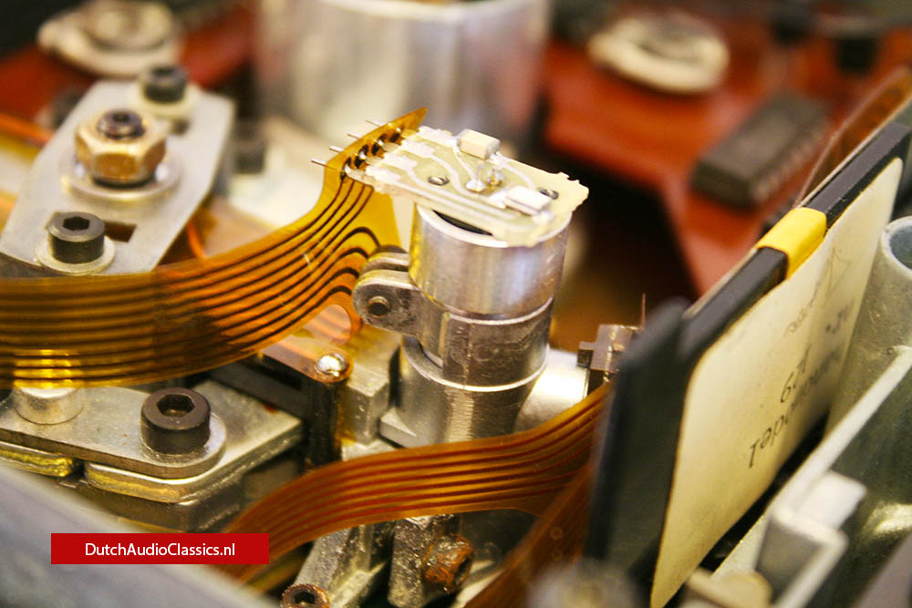 Philips CD100 cdplayer prototype nr 29 - DutchAudioClassics.nl