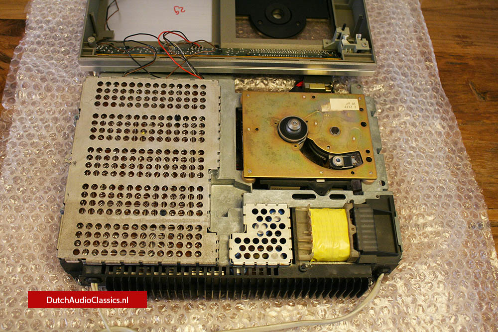 Philips CD100 cdplayer prototype nr 29 - DutchAudioClassics.nl