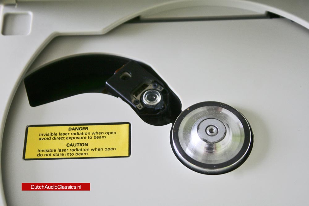 Philips CM50 cdrom player - DutchAudioClassics.nl