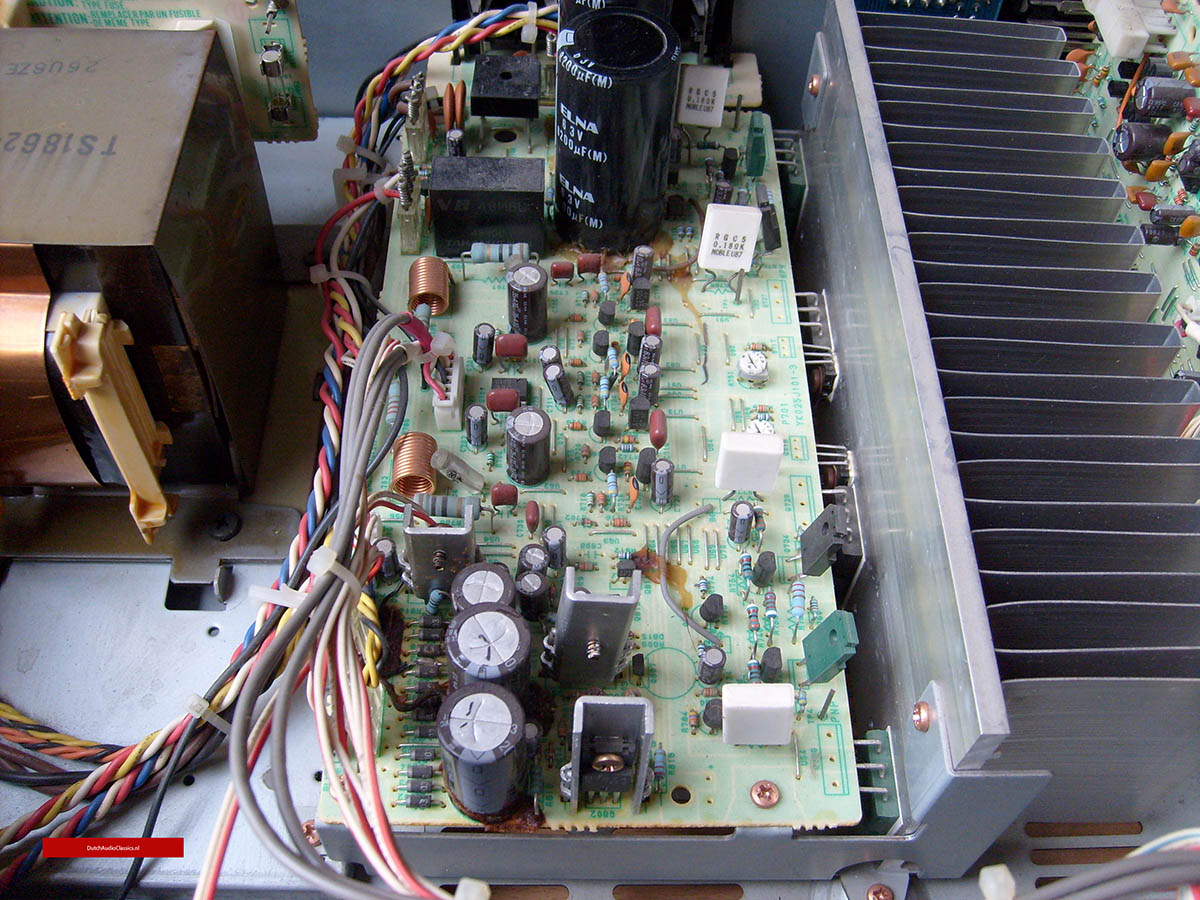 Philips DFA888 digital amplifier - DutchAudioClassics.nl