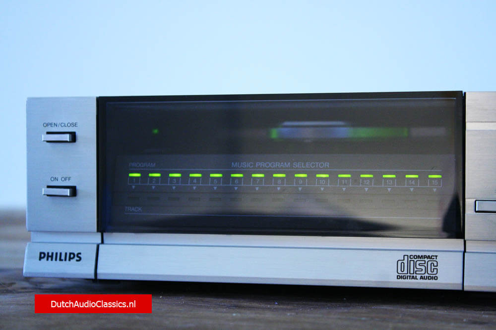 Philips CD300 - DutchAudioClassics.nl
