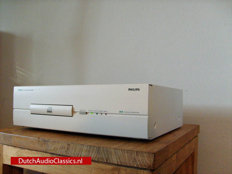 Philips CDD552 2x SCSI cd recorder - DutchAudioClassics.nl