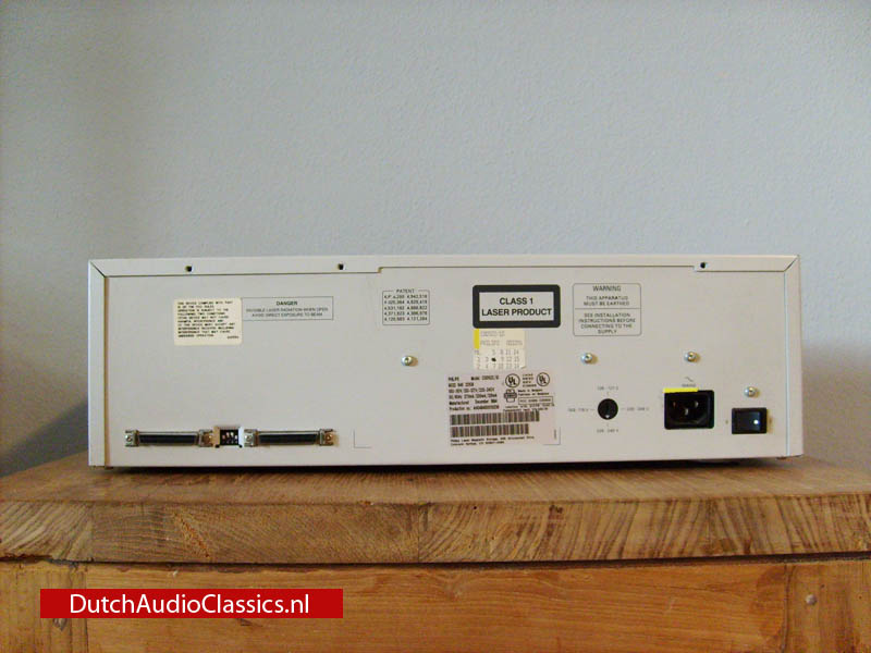 Philips CDD552 2x SCSI cd recorder - DutchAudioClassics.nl