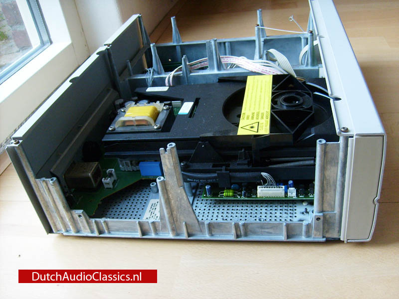 Philips CDD552 2x SCSI cd recorder - DutchAudioClassics.nl