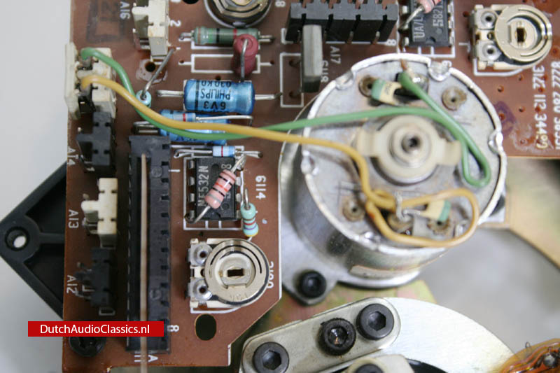 Philips CDM0 cdmechanism - DutchAudioClassics.nl