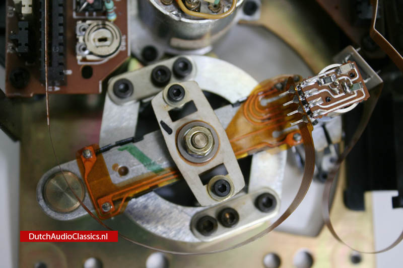 Philips CDM0 cdmechanism - DutchAudioClassics.nl