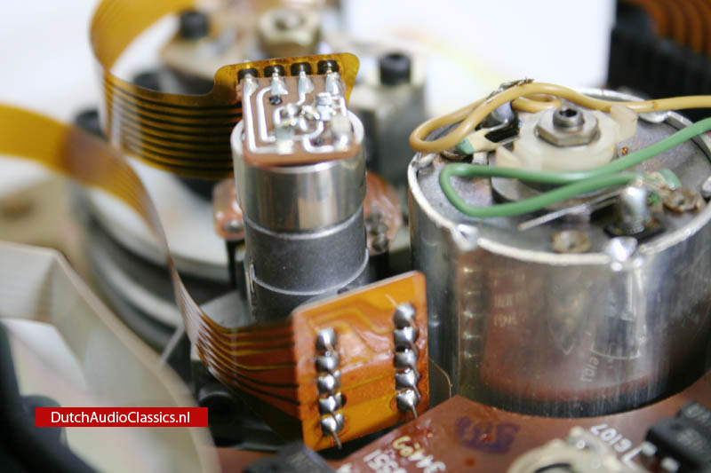 Philips CDM0 cdmechanism - DutchAudioClassics.nl