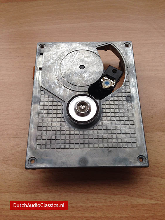 Philips CDM1 mkII cdmechanism - DutchAudioClassics.nl