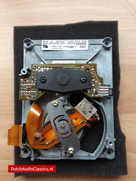 Philips CDM1 mkII cdmechanism - DutchAudioClassics.nl