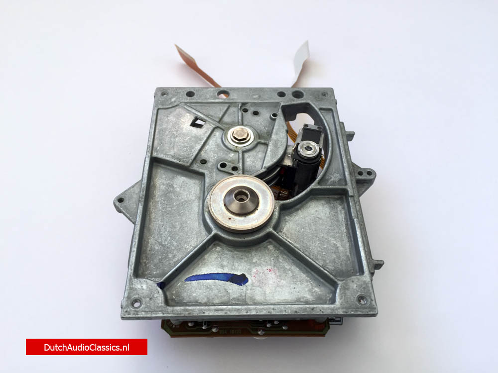 Philips CDM1 cdmechanism - DutchAudioClassics.nl