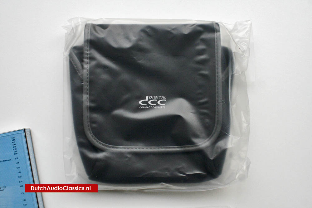 Philips DCC130 portable DCC player - DutchAudioClassics.nl