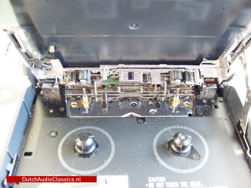 Philips DCC175 portable DCC recorder - DutchAudioClassics.nl