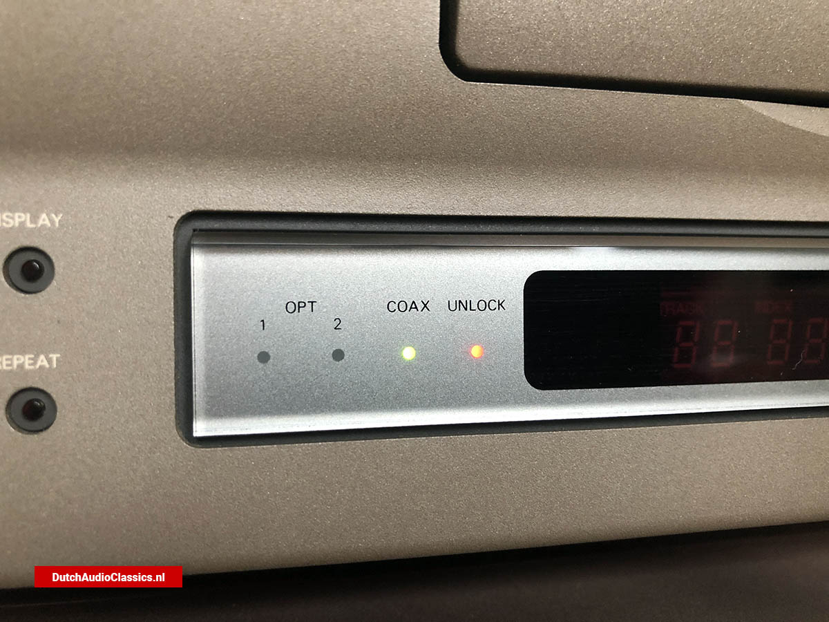 Philips LHH300R cdplayer - TDA1547 DAC7 - DF7 - CDM9 ...