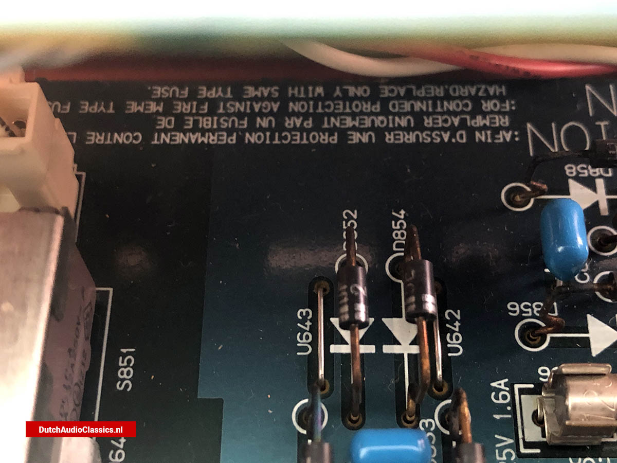 Philips LHH300R cdplayer - TDA1547 DAC7 - DF7 - CDM9 ...