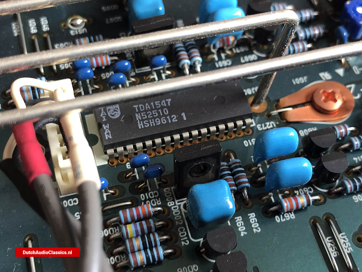 Philips LHH300R cdplayer - TDA1547 DAC7 - DF7 - CDM9 ...