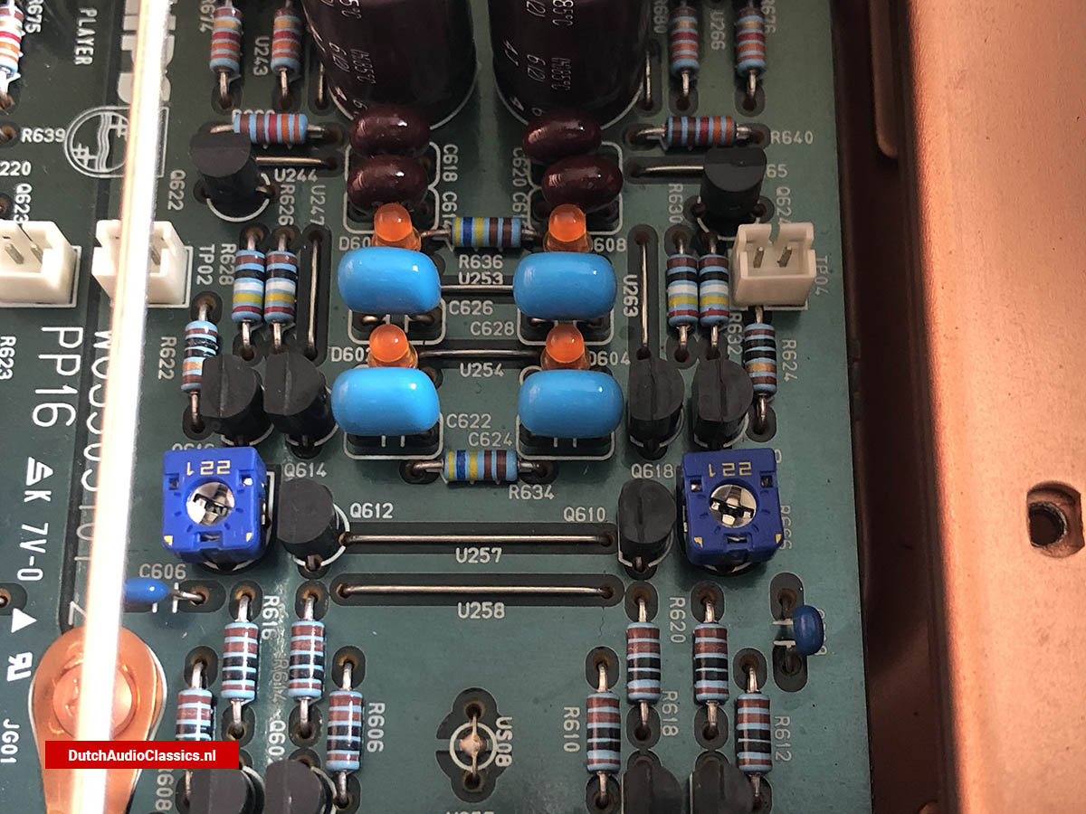 Philips LHH300R cdplayer - TDA1547 DAC7 - DF7 - CDM9 ...