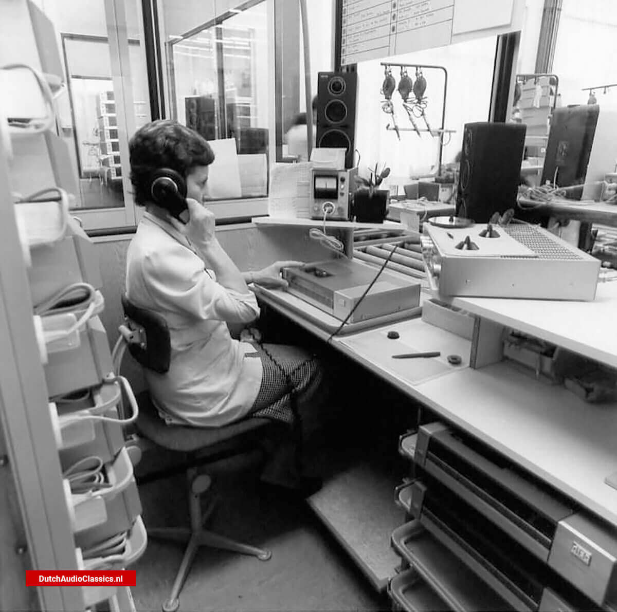 Compact Disc system ready for launch - 1982 - DutchAudioClassics.nl