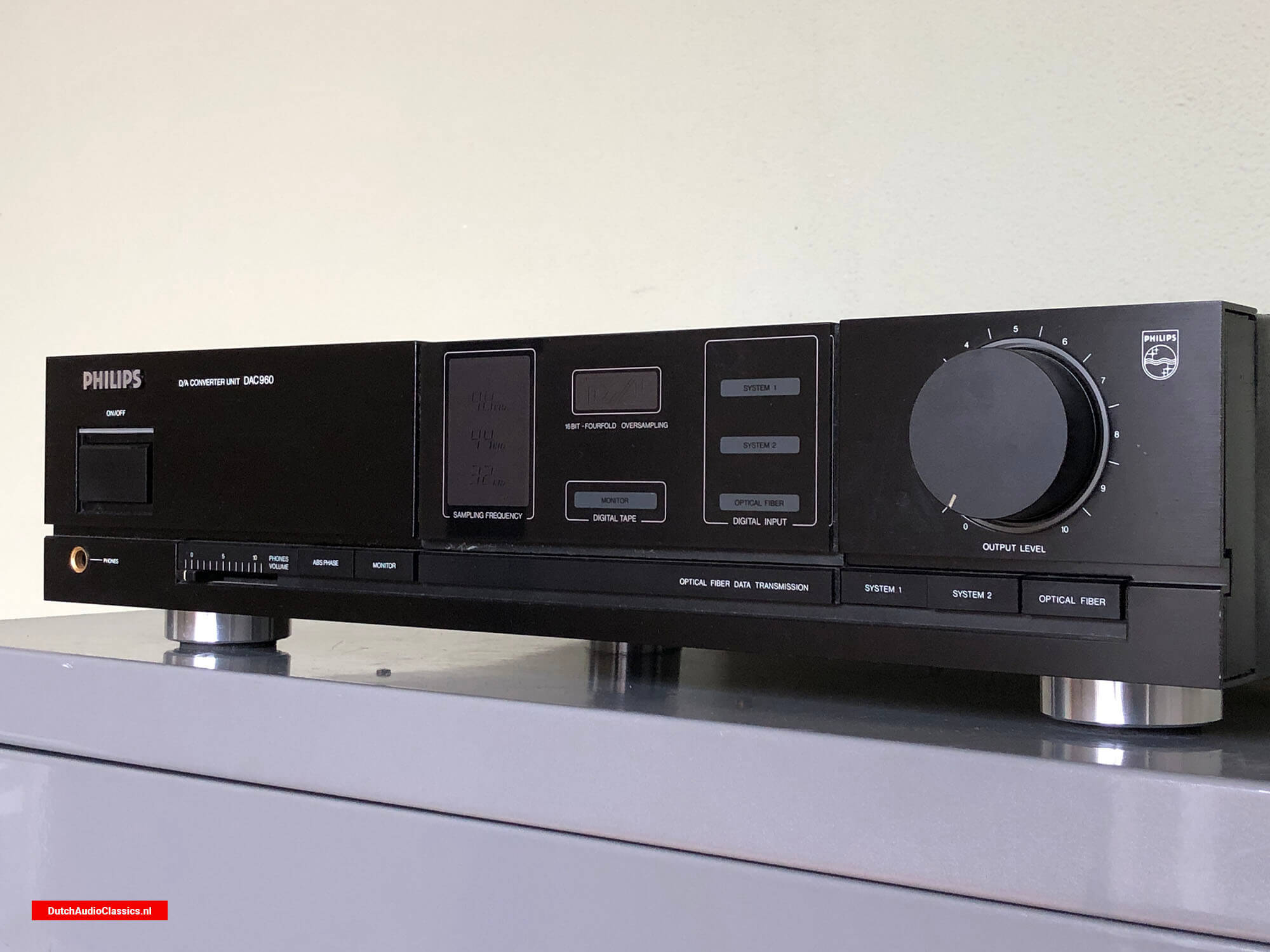 Sale Philips DAC960 S2 double crown - DutchAudioClassics.nl