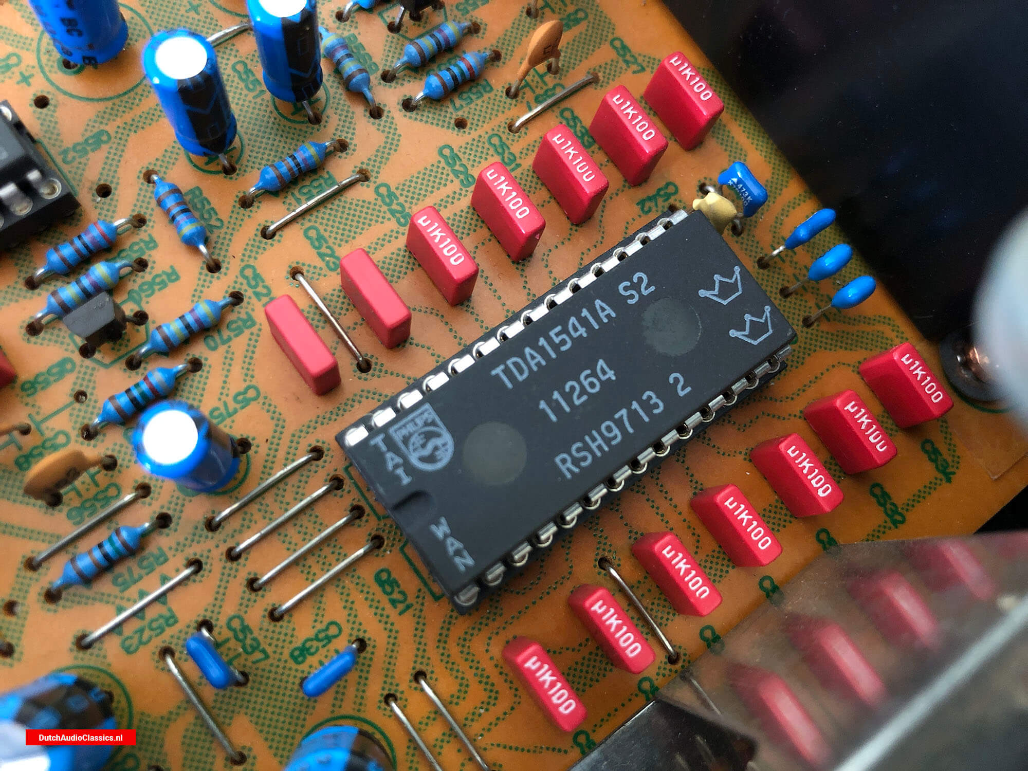 Sale Philips DAC960 S2 double crown - DutchAudioClassics.nl